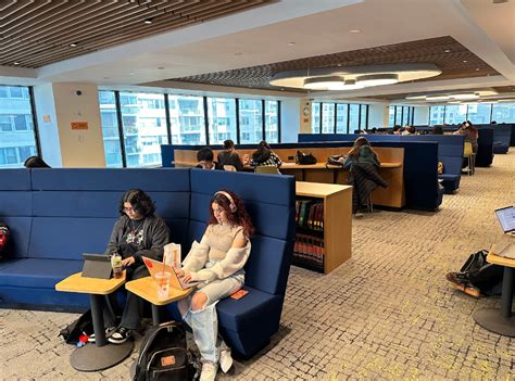 Hunter College Library - Volunteer Hub
