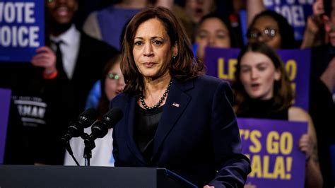 Reasons To Vote For Kamala - Volunteer Hub
